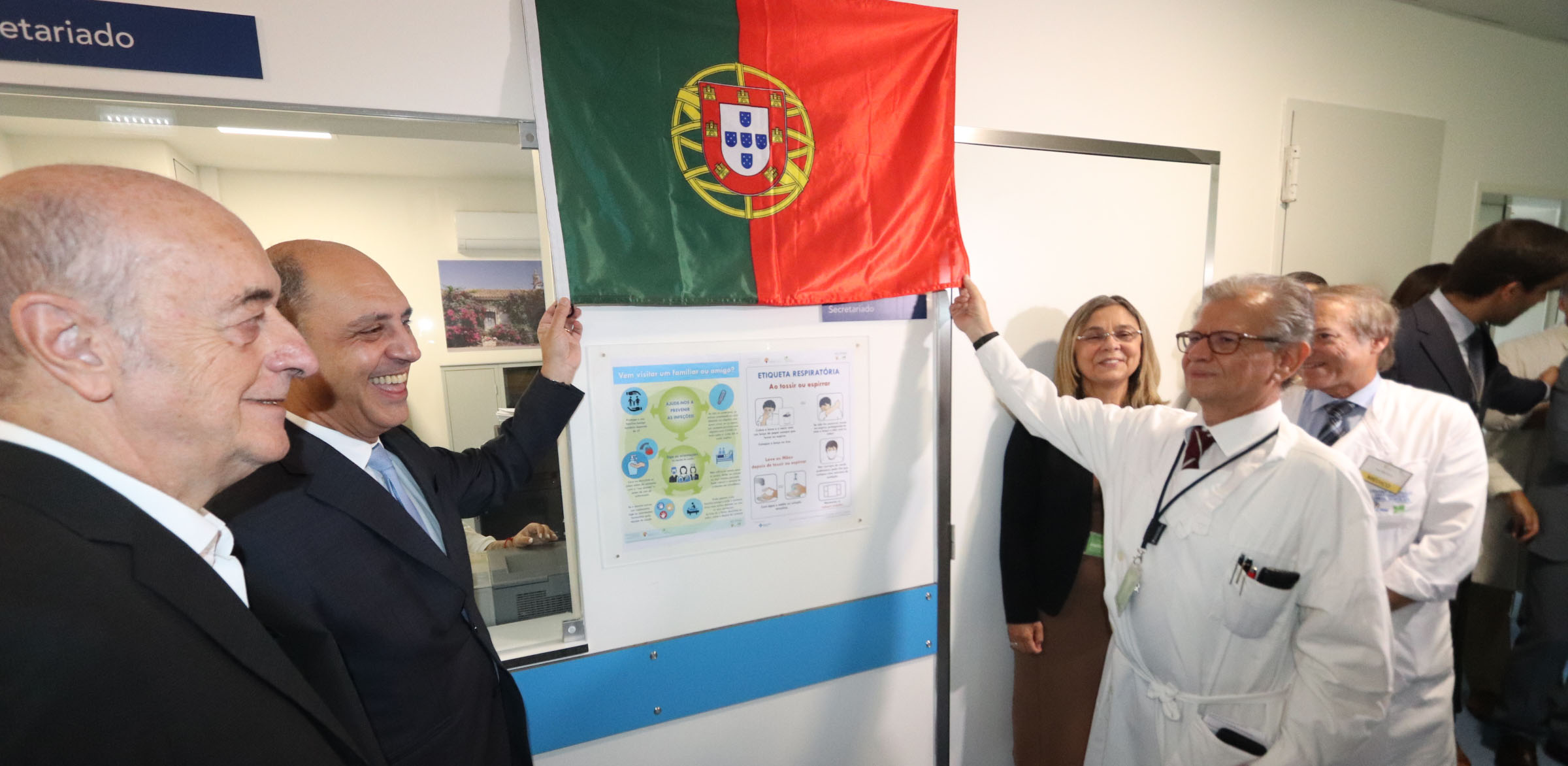 Inauguração do novo serviço de Psiquiatria do Hospital de Santa Maria ...